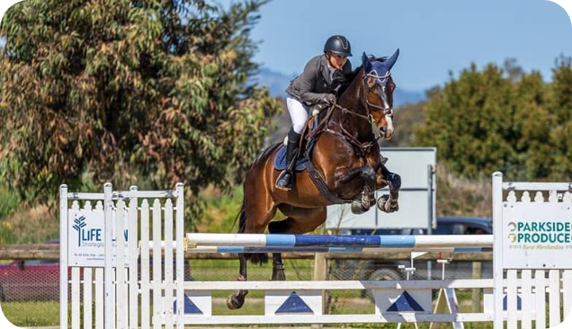 Bronwyn Shortt Vet Nurse Tells Her Story | Rose-Hip Vital